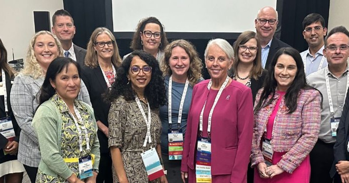 Communications Committee | IASLC